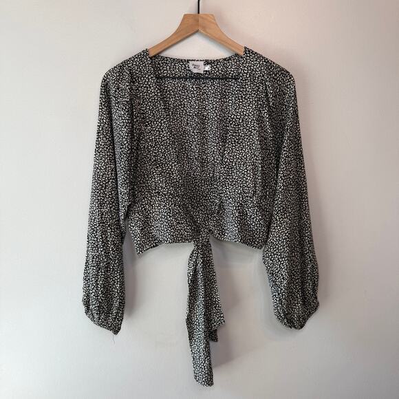 Princess Polly | Tops | Princess Polly New Mood Top Tie Front Cropped ...